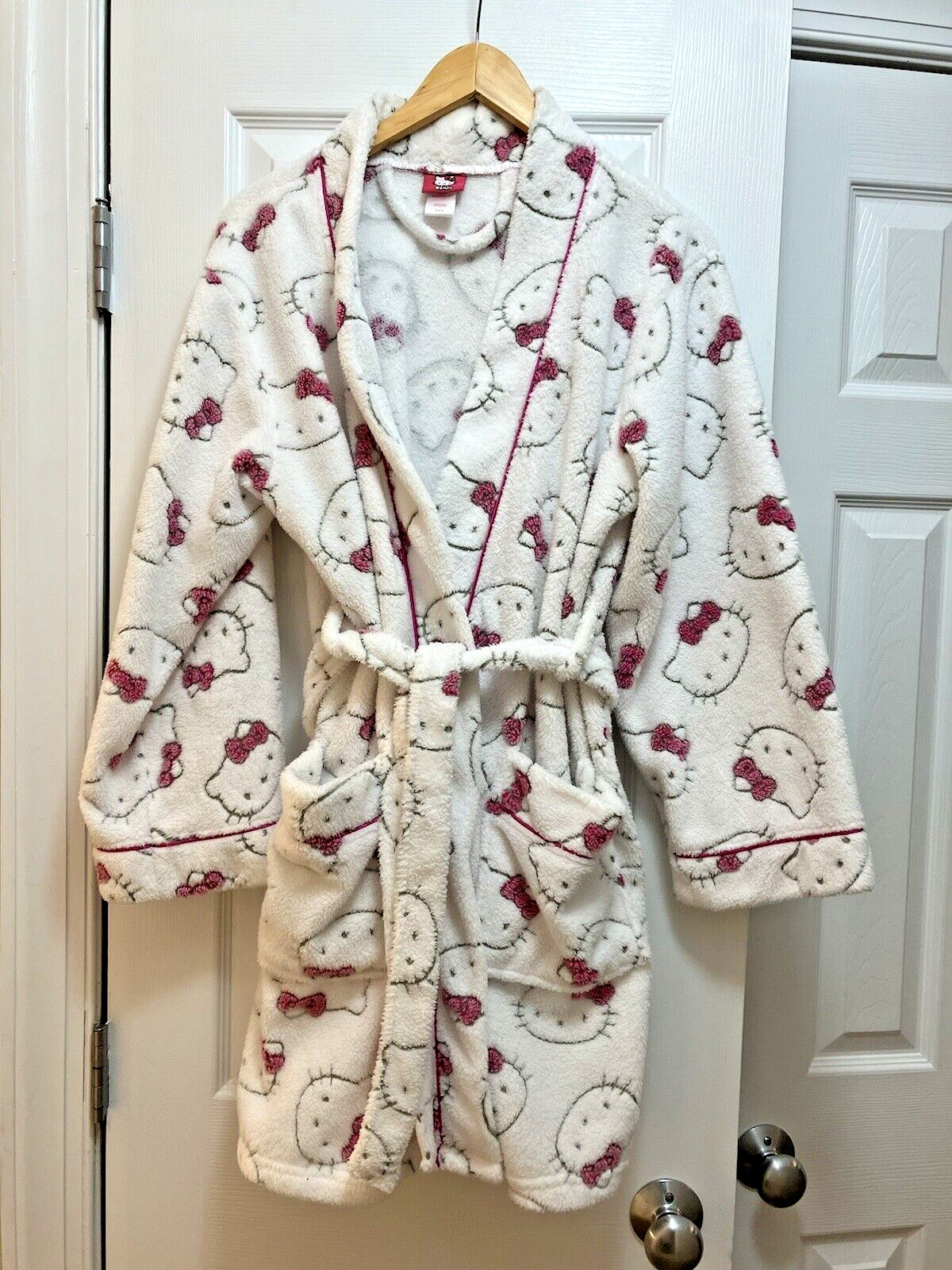 Hello Kitty Sanrio Bath Robe Womens Small - Gem