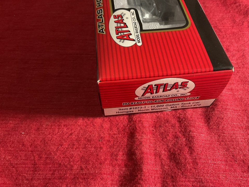 ATLAS HO-SCALE HOMGAS 11000 GALLON TANK CAR #1073-1 BRAND NEW!!! | eBay