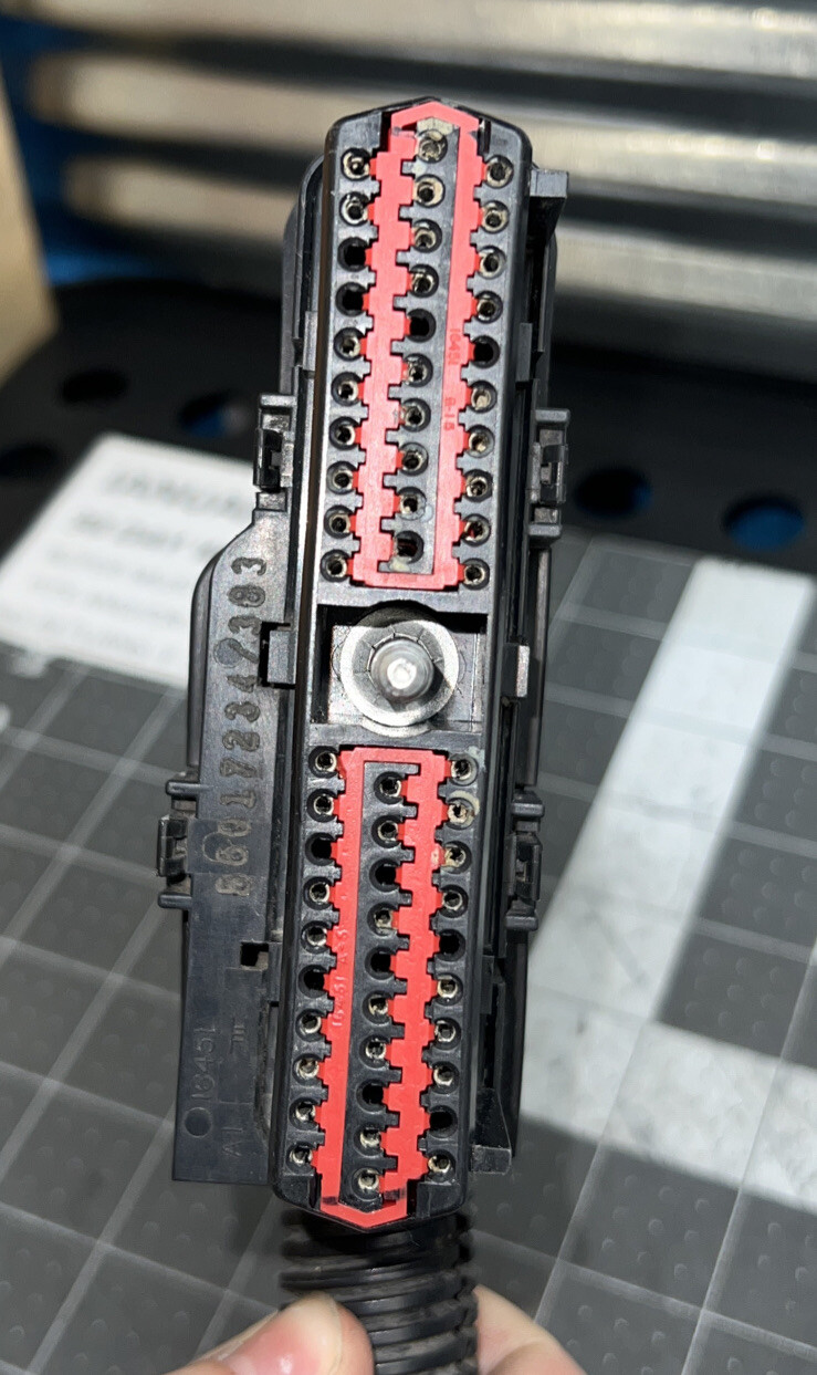 1994 1995 Dodge Dakota 3.9L Engine Control Module 56028483 Wire Harness ...