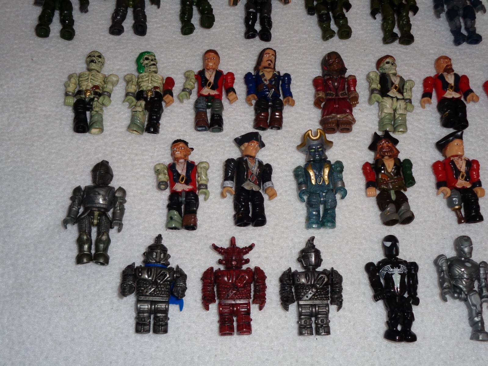 Mega Bloks Minifig Lot - 41 Figures Plus Partial Figs Halo Pirates ...