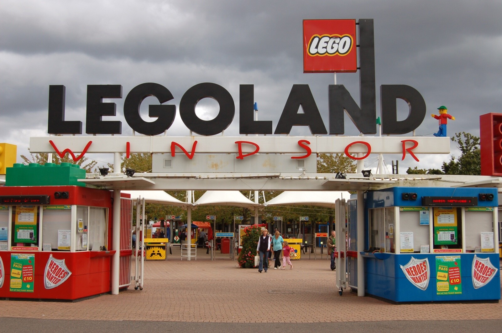 6x Legoland Windsor Tickets | ANY DAY DATE!l | eBay UK