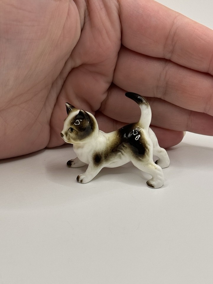 Vintage Scared Calico Kitty Cat Bone China Figurine Trinket Miniature ...