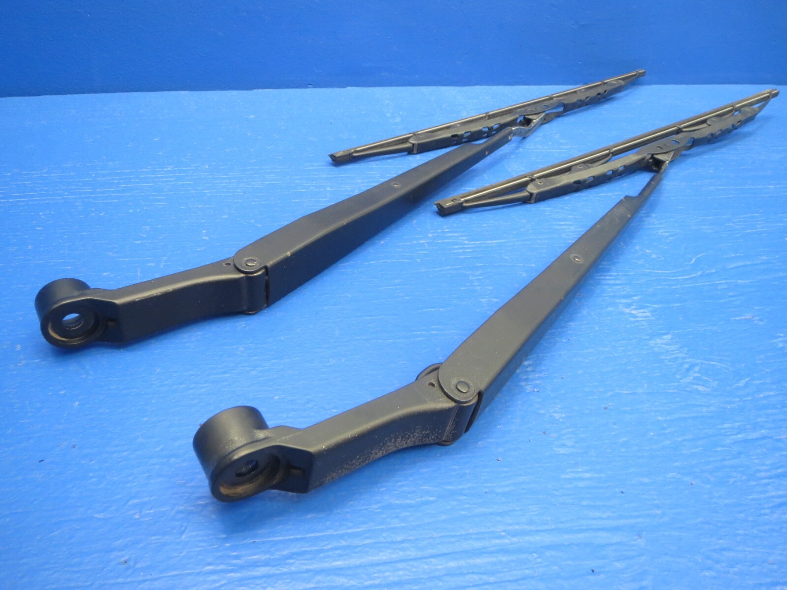 96-02 TOYOTA 4RUNNER LEFT AND RIGHT FRONT WINDSHIELD WIPER ARM, ARMS ...