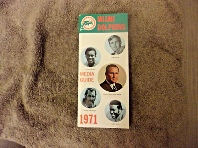 1971 MIAMI DOLPHINS MEDIA GUIDE Yearbook 1972 SUPER BOWL DON SHULA ...