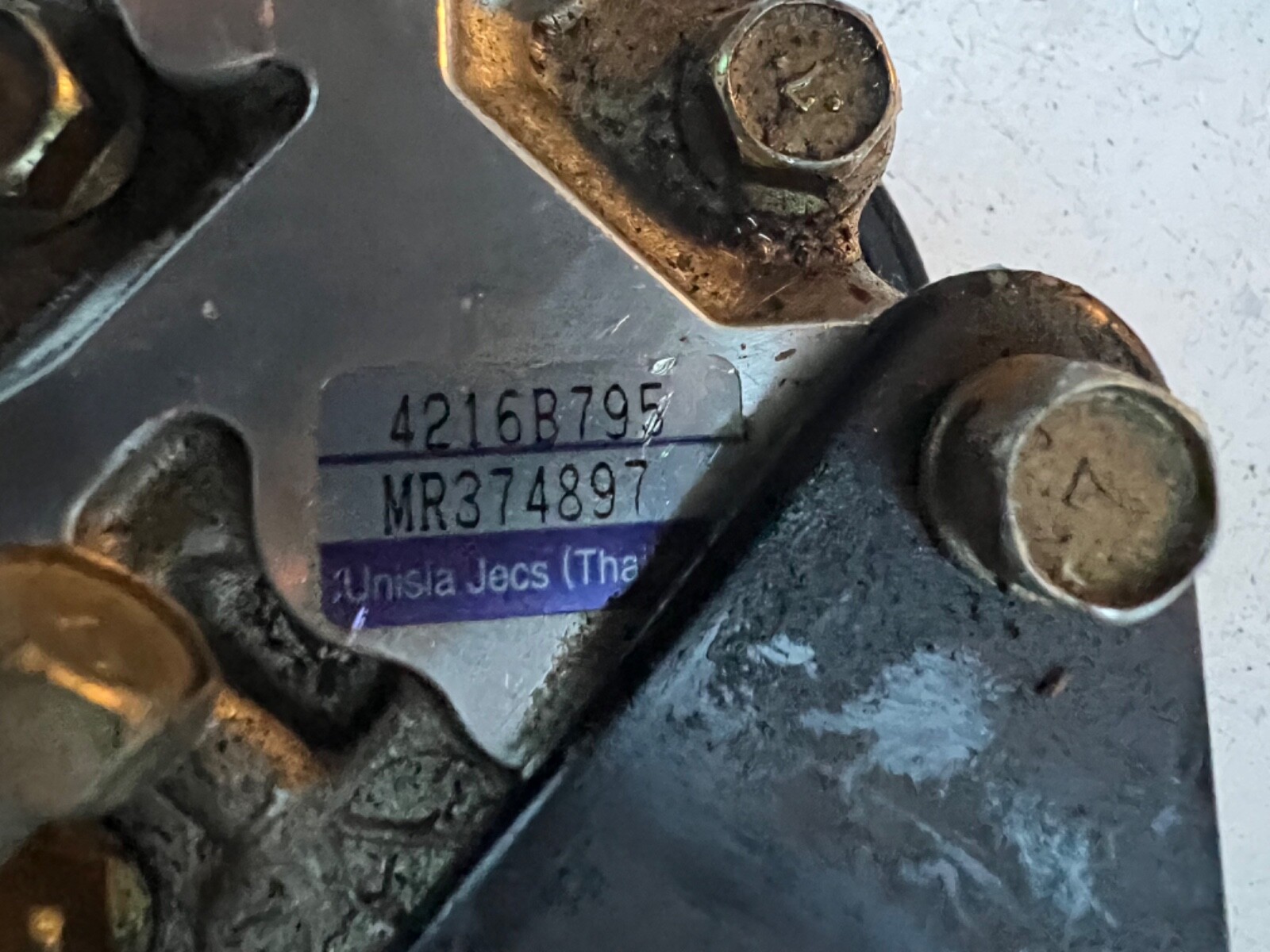 Mitsubishi L200 engine 4D56 model 2003 Power Steering Pump MR374897 ...