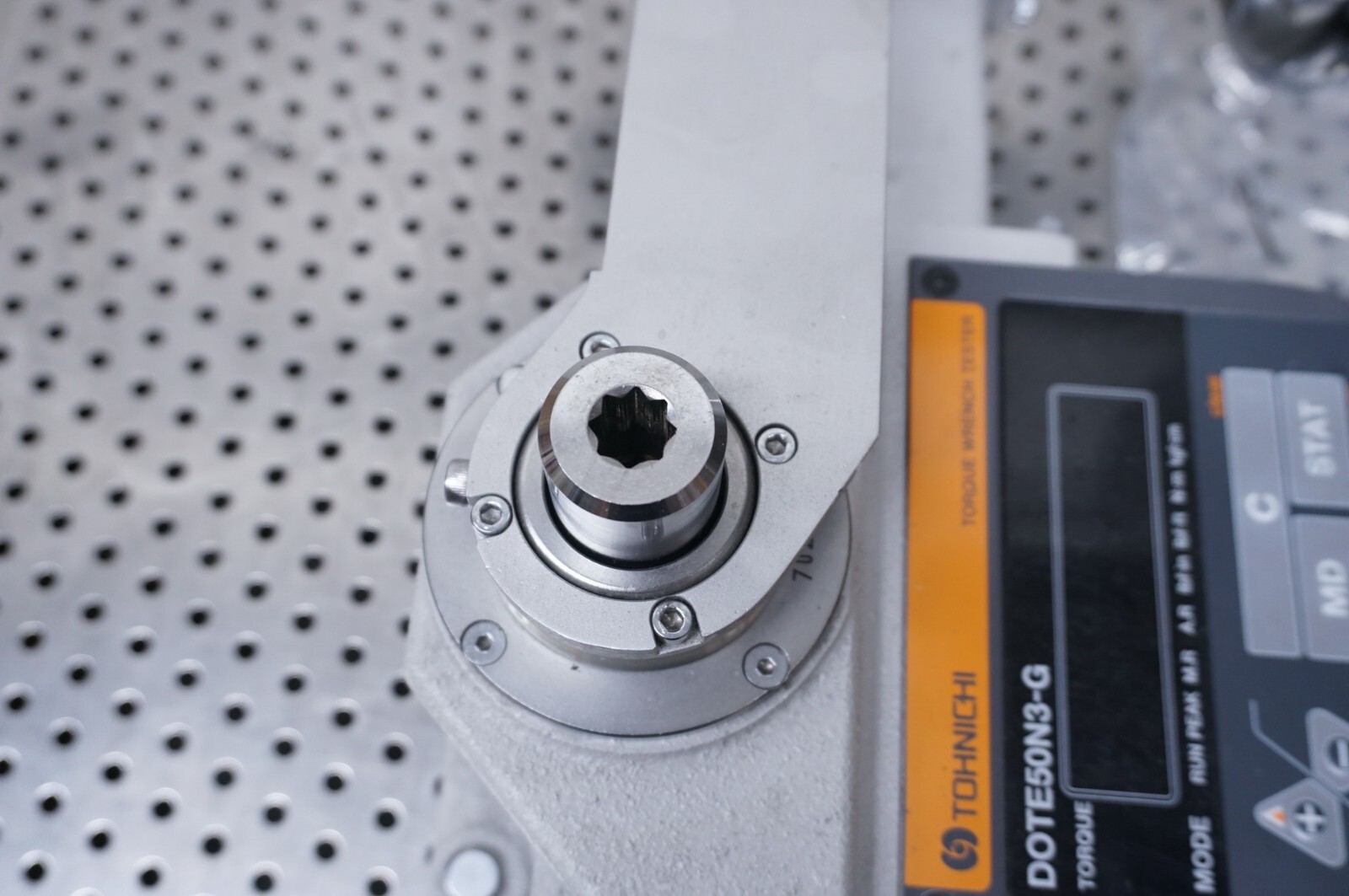 Tohnichi DOTE50N3-G Torque Wrench Tester Calibrator 5-50 N.M 44-440 lbf ...