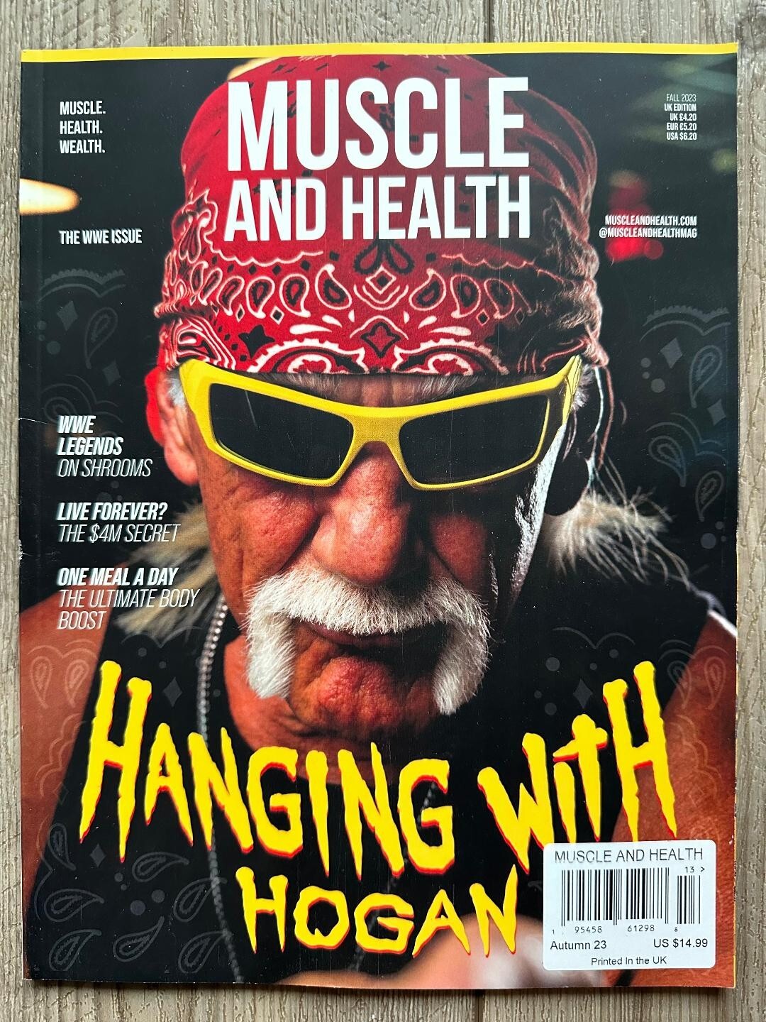 2023 MUSCLE & HEALTH Magazine HANGING With HULK HOGAN Fall Issue WWE ...