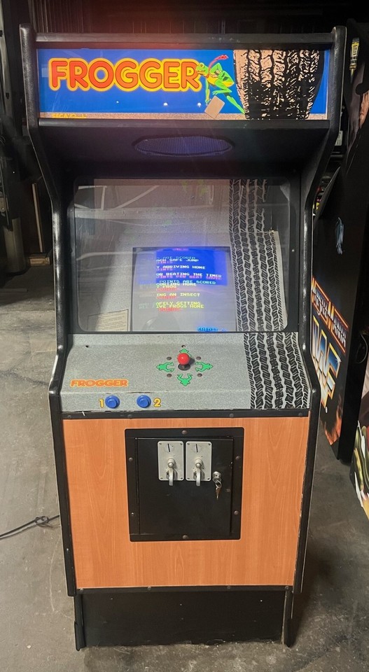 FROGGER ARCADE MACHINE by SEGA 1981 (Excellent Condition) *RARE* | eBay