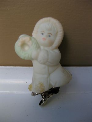 RUSS LITTLE MIRACLES PORCELAIN CLIP ON CHRISTMAS ORNAMENT ANGEL HOLDING ...