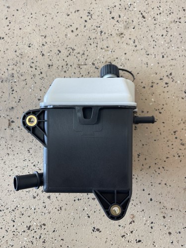 Paccar J86-1070 Power Steering Reservoir w/J37-1005 Filter Genuine for ...