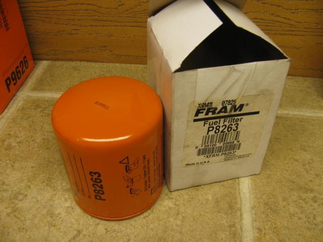 DONALDSON P552564 - Fuel filter cross reference