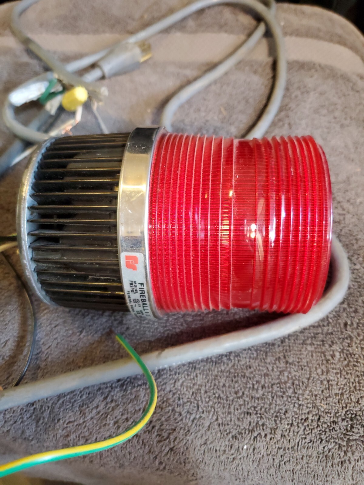 Federal Signal FB2PST 120VAC Fireball Strobe Warning Light - Red ...