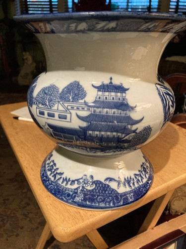 Vtg Victoria Ware White Blue Iron Stone Planter Spotoone Pottery 8.5 ...