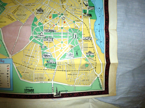 VINTAGE ILLUSTRATED MAP MAPS DELHI HOSPITALS CLUBS CINEMAS AIRLINES ...