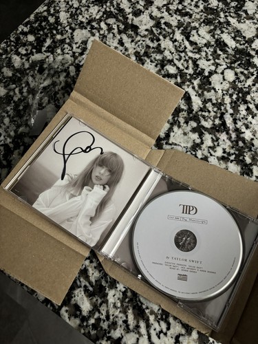 SIGNED Taylor Swift CD Tortured Poets Department AUTOGRAPHED TTPD | eBay
