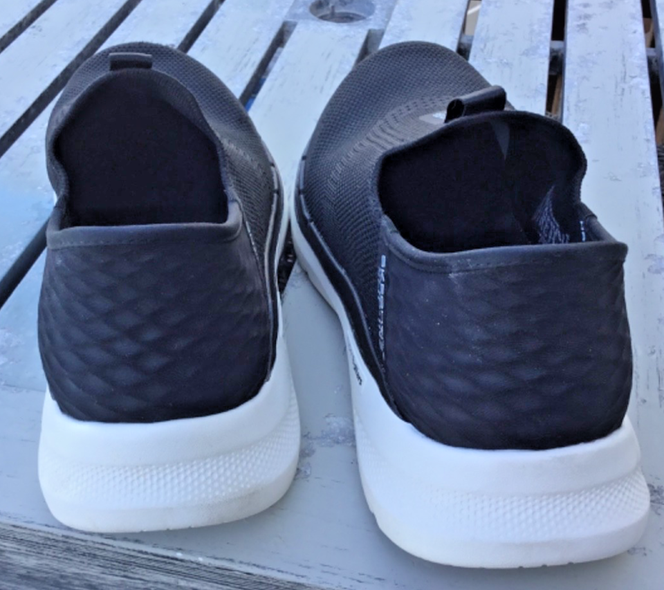 Skechers Mens GoWalk Hyper Pillars Black Slip on Size 8.5 Extra Wide ...