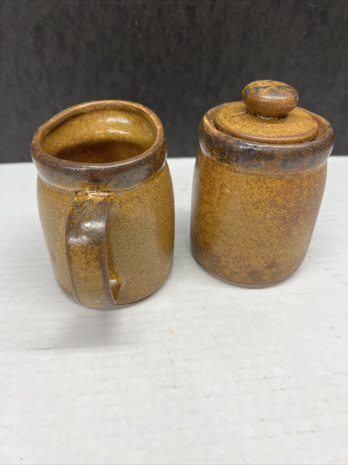 VINTAGE MCCOY CANYON MESA BROWN MOTTLED POTTERY CREAMER AND SUGAR Pair ...