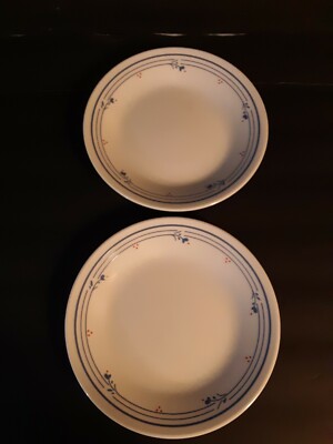 2 Corelle Country Violets 6 3/4'' Bread/Butter/Dessert/Salad Plates ...