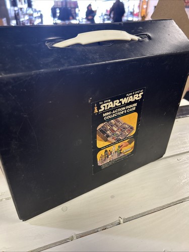 Vintage Star Wars Kenner Action Figure Case With Rare Merchandising ...