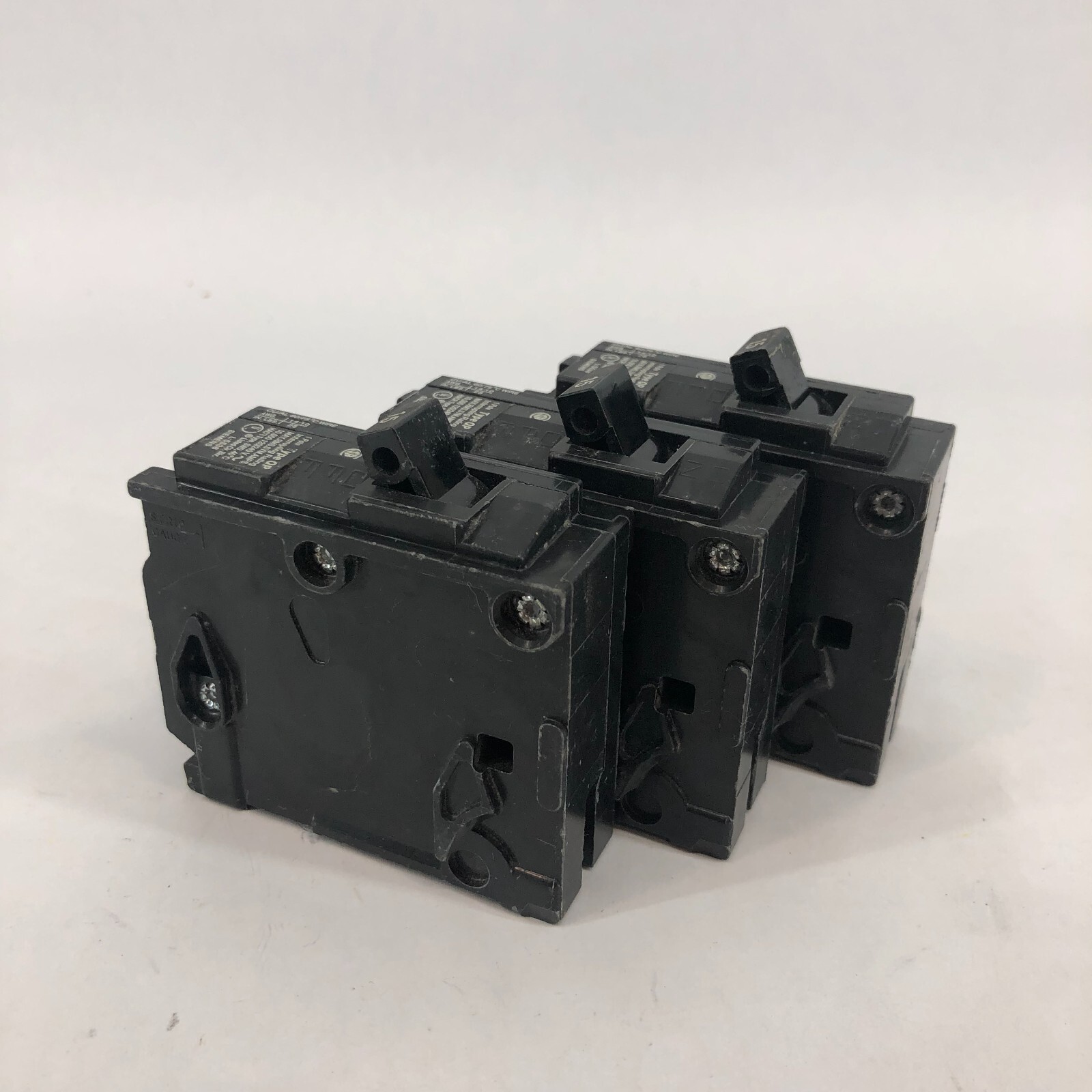 Lot of 3 Siemens Q115 15-Amp Single Pole Type QP 120/240-Volt Circuit ...