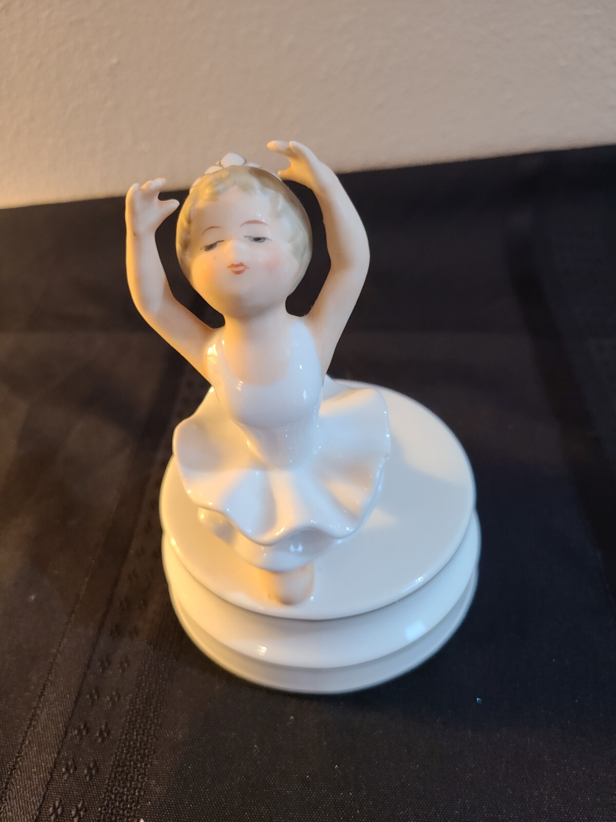 VTG Schmid Rotating Ballerina Music Box Plays Swan Lake Made in Japan ...