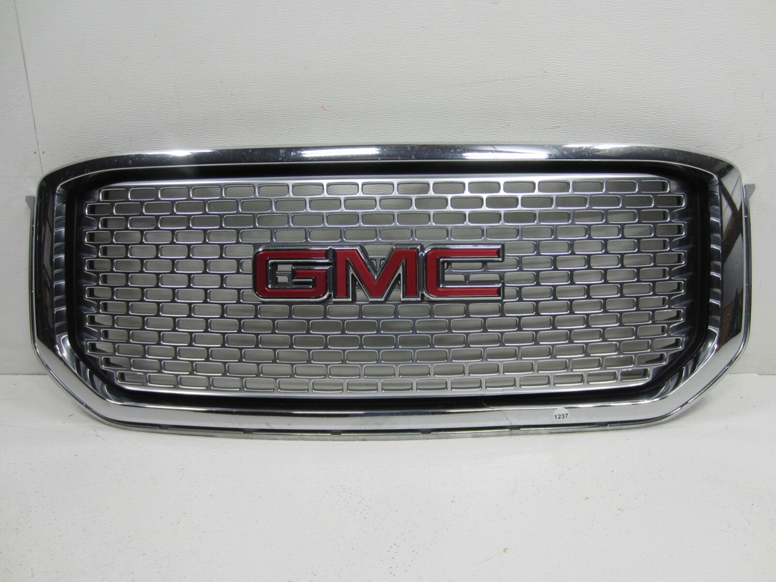 OEM 15 16 17 18 19 2015 2016 2017 2018 2019 GMC YUKON DENALI GRILLE ...