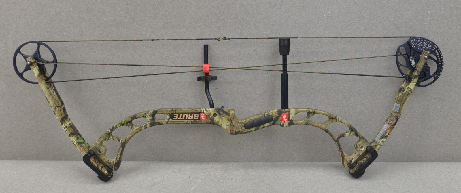 PSE Brute HP Compound Bow 25"-30" 60# Camo | eBay
