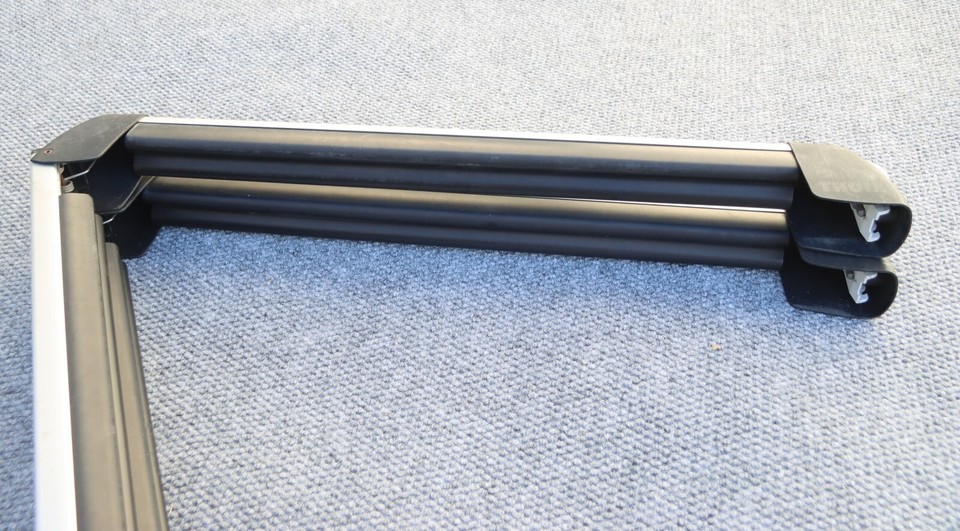 Thule 725 FlatTop 6 Ski Roof Rack 91725 Snow Board Locking W/Key NO ...