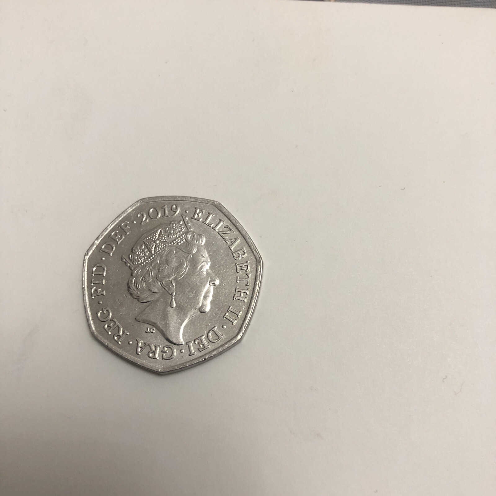 RARE ROYAL SHEILD 50p UK COIN DATED 2019 COLLECTIBLE CIRCULATED COIN ...