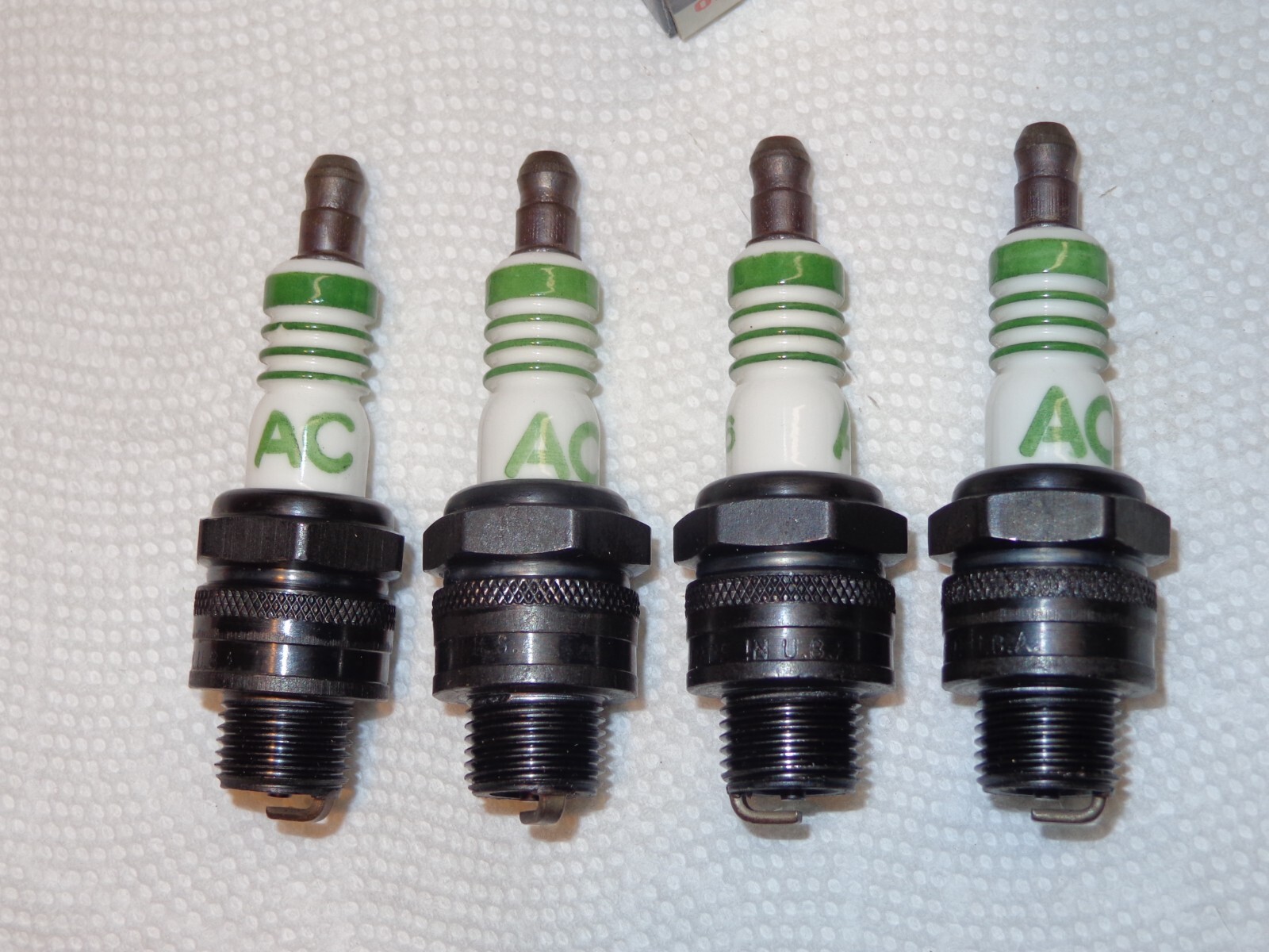 Corvette Chevrolet Buick Oldsmobile Spark Plugs AC-46 NOS | GM 1559494 ...