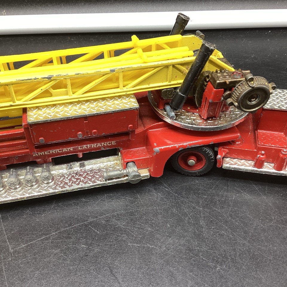 Corgi American LaFrance 1143 Aerial Ladder Rescue Fire Truck Tractor | eBay