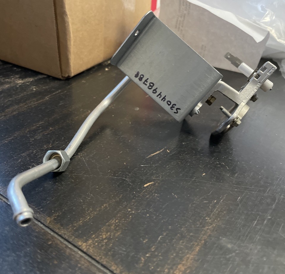 Frigidaire Kenmore stove oven range gas igniter orifice assembly ...