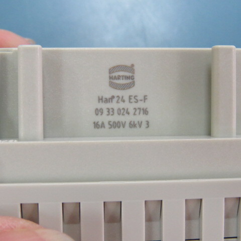 HARTING 09330242716 Qty of 1 per Lot Rectangular Socket Insert 24+PE ...