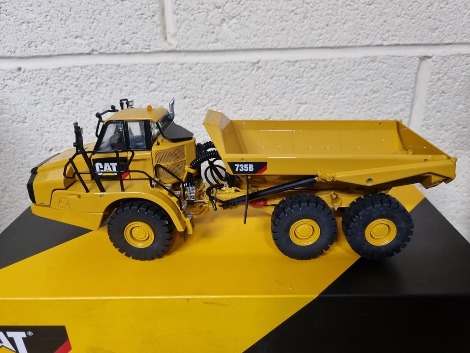 CCM CAT 735B ARTICULATED DUMPER TRUCK Model 1/48 WSI IMC CONRAD NZG ...