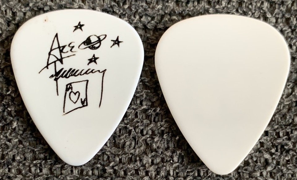 KISS Guitar Pick ACE FREHLEY Lot of 2 MISPRINT Tour Picks SPACEMAN Pic ...