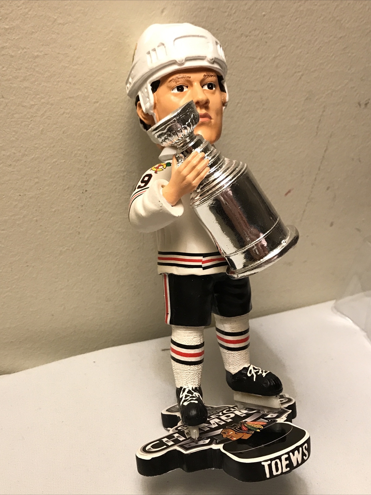 FOREVER Jonathan Toews Chicago Blackhawks Stanley Cup Champions 2010 ...