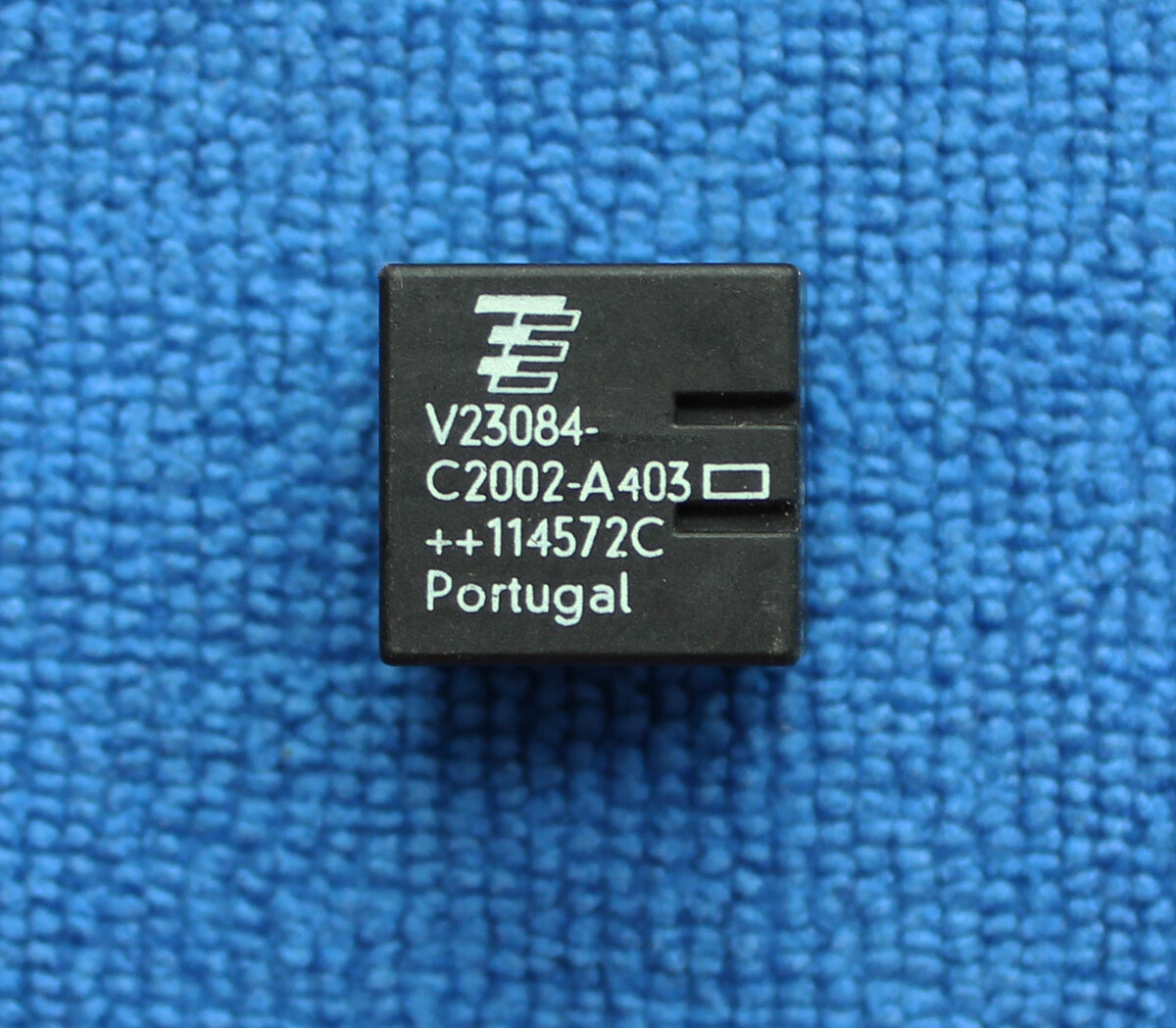 1pcs V23084-C2002-A403 Tyco Automotive Relay 12VDC 35A BMW GM5 | eBay