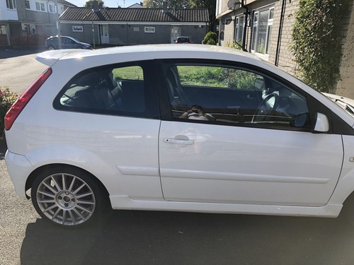 GENUINE FORD FOCUS ST170 ALLOY WHEEL SILVER CENTER CAP COVER 4PCS ...