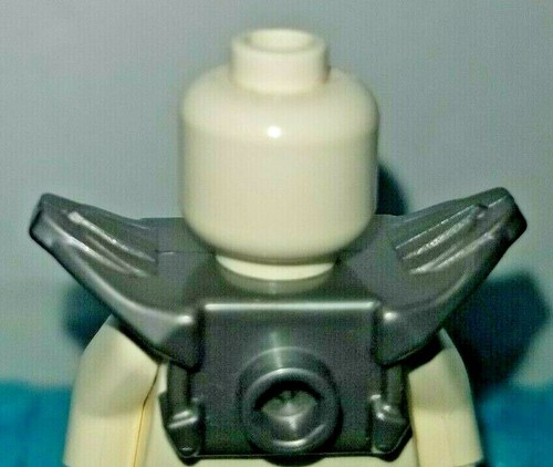 LEGO Minifigure Silver Shoulder Battle ARMOR Minifigure Weapon Knight ...