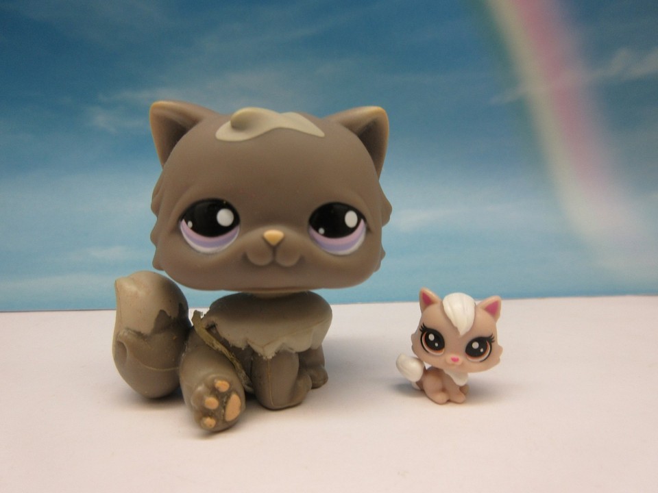 LITTLEST PET SHOP #973 GRAY PERSIAN CAT SUSHI TABLE CHOP STICKS TEENSIE ...