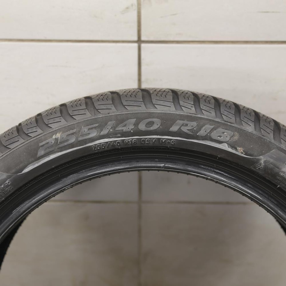 1X Winter Tire Pirelli Sottozero Winter 3 255/40 R18 99V * RSC | eBay