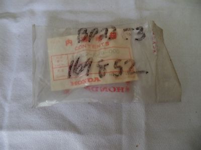NOS HONDA MUFFLER MOUNTING GROMMET CH 125 CH125 ELITE 84 18322-KJ9-000 ...