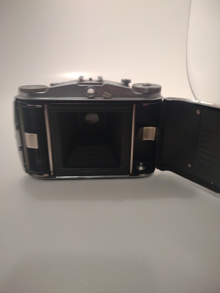 Vintage Agfa Isolette I 120 Roll Film Folding Camera w/ Agnar 85mm F4.5 ...