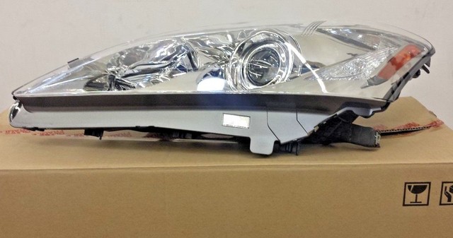 81170-33670 Toyota Unit ASSY Headlamp LH 8117033670 Genuine OEM Part ...