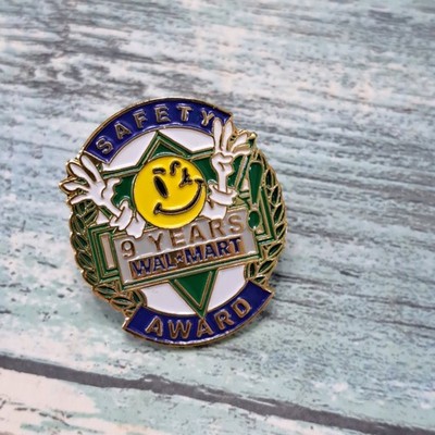 Walmart Associate Employee Pin -Smiley Safety Award 9 Years Fingers ...