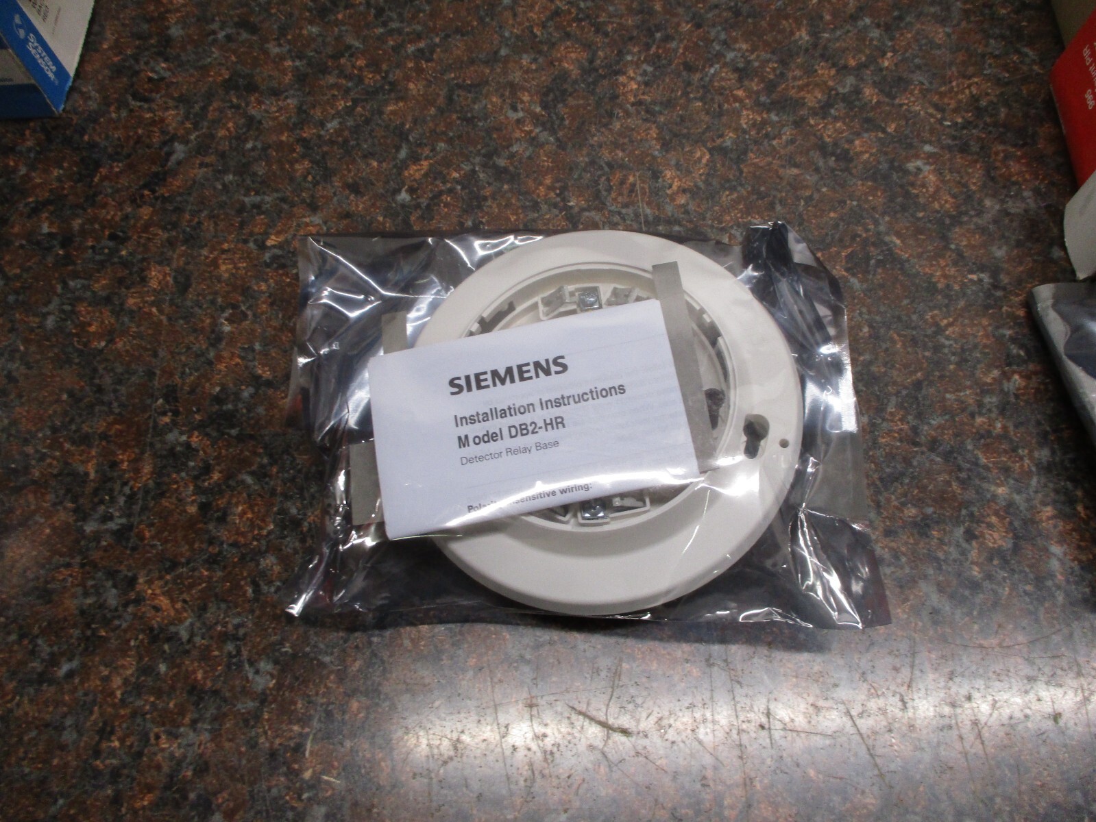 SIEMENS DB2-HR DETECTOR BASE P/N S54370-F12-A1 SAME DAY for sale online ...