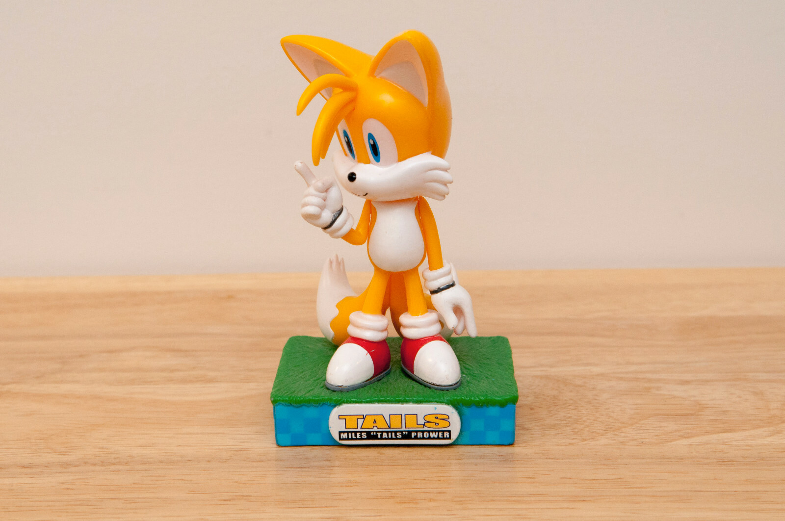 Sonic the Hedgehog 9" Adventure Tails Figure. No Electronics Plus ...