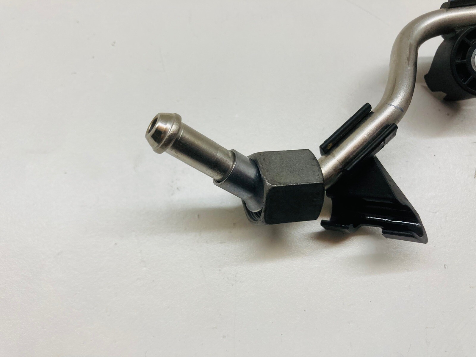 FUEL PUMP STEEL PIPE MERCEDES W205 AMG C43 3.0 PETROL M276.823 ...