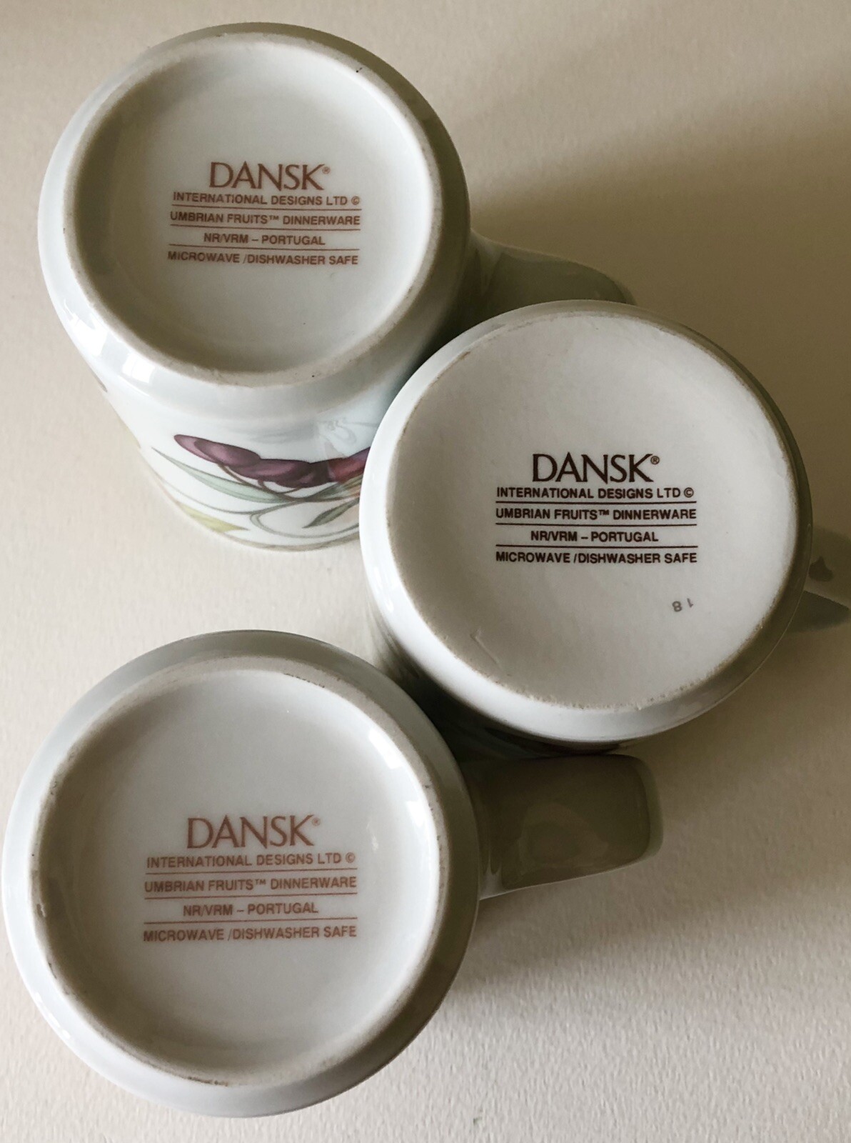 Dansk DESIGNS Umbrian Fruits COFFEE Mugs Cups x3 SET OF 3 PEACH PLUM ...