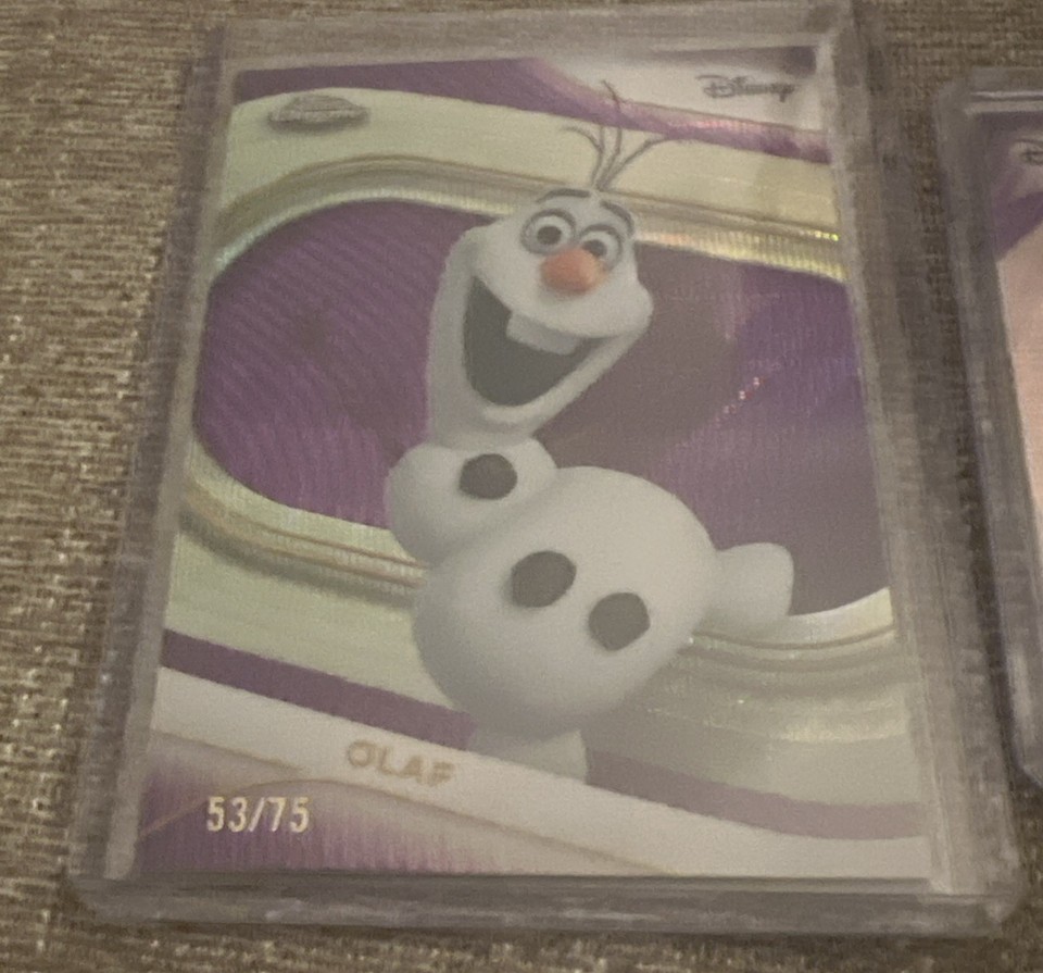 SVEN AND OLAF 2025 TOPPS CHROME DISNEY PURPLE WAVE REFRACTOR /75 | eBay